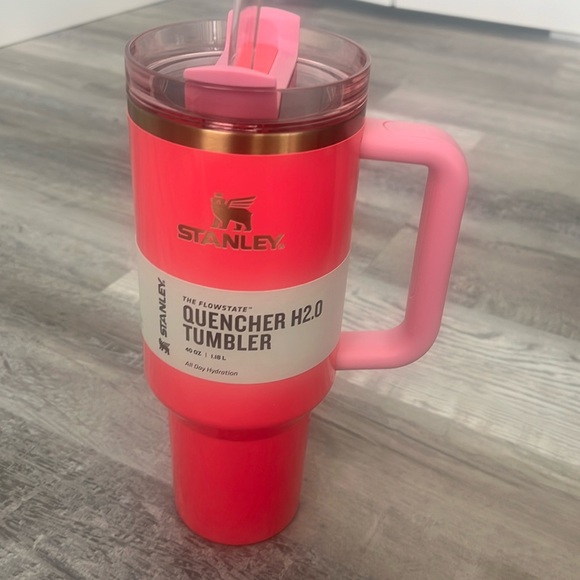 Stanley | Dining | Nwt Pink Parade 4oz Stanley The Flowstate Quencher ...
